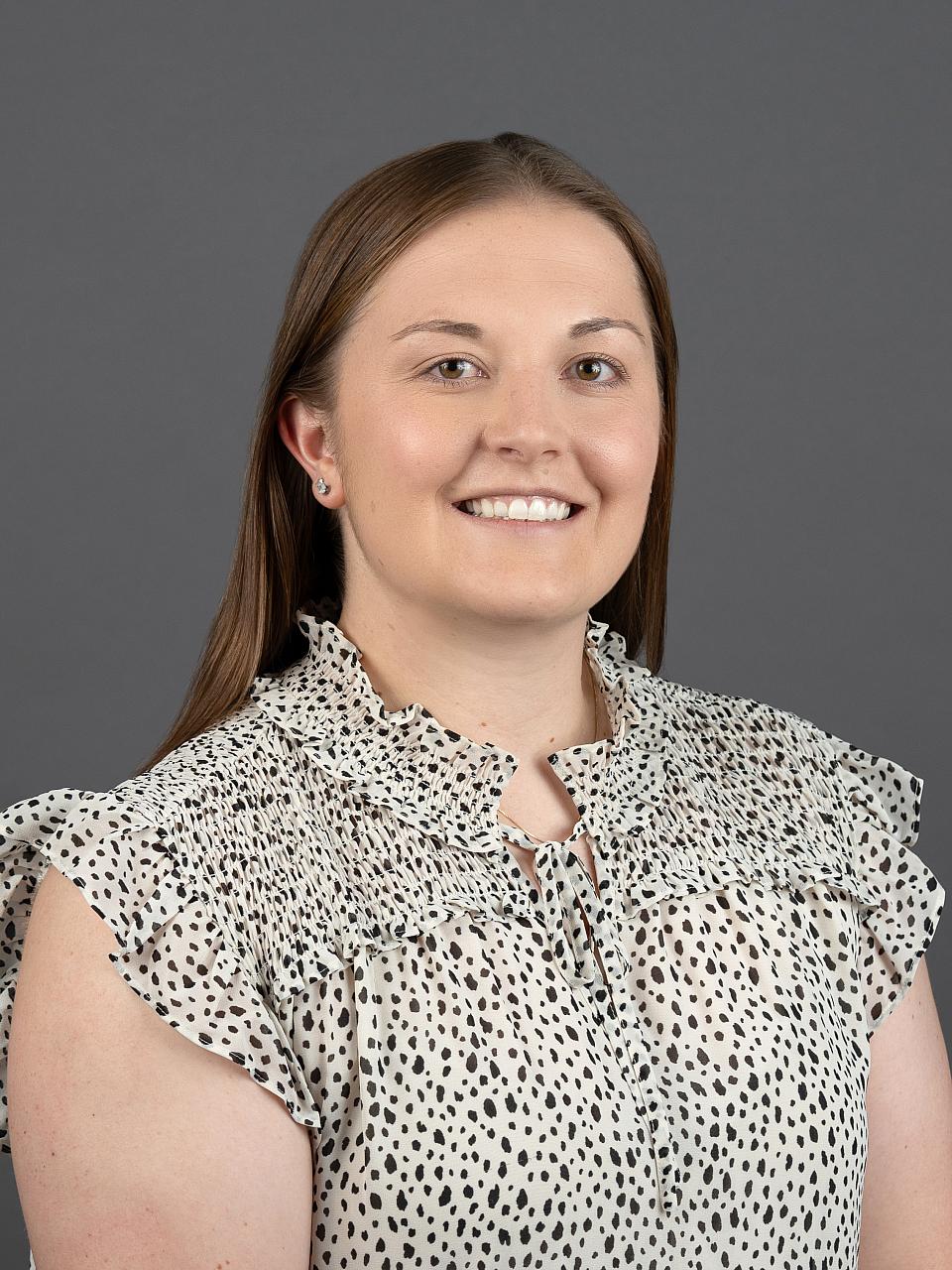 Emily Murnin | Internal Medicine